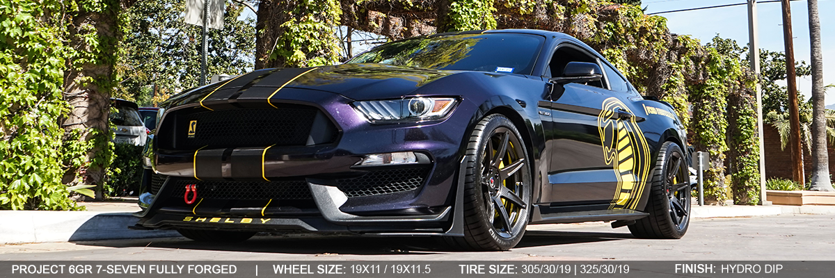 project-6gr-slider-promo-GT350-CARBON-02