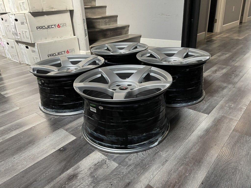 SPUN FORGED – PROJECT 6GR 5-FIVE HYPER SILVER 20″ GT500 - Project 6GR